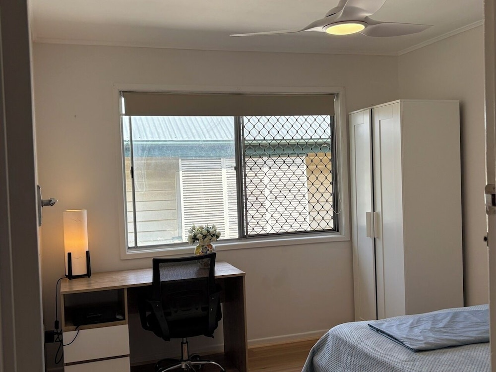 Home to home: what a local landscape in Graceville - Brisbane | Vrbo