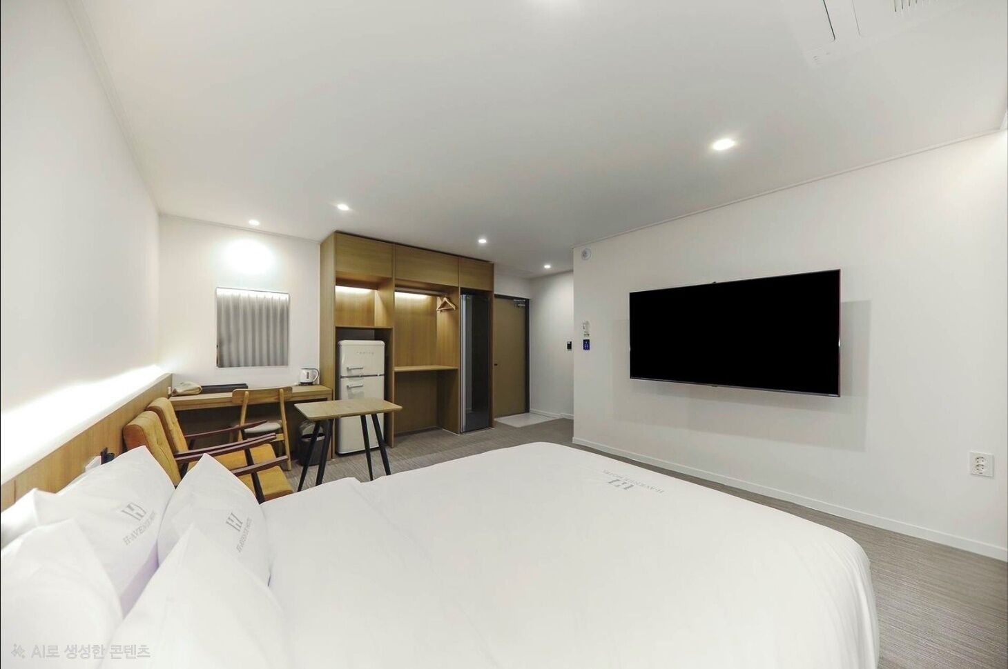 Quarto Deluxe, não fumadores, Vista para a cidade | Secretária, Wi-fi grátis, roupa de cama fornecida 