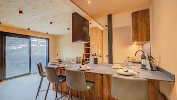 Apartamento família, 1 quarto, micro-ondas (Leba 2) | Parte interna