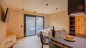 Apartamento Familiar, 1 quarto, micro-ondas (Leba 2) | Restaurantes