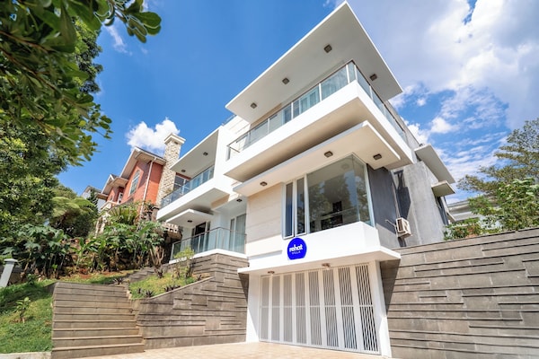 Rehat At Villa Golf Island Dago Resort I - Bandung