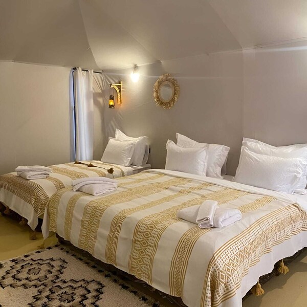 Sunshine Luxury Desert Camp - Merzouga
