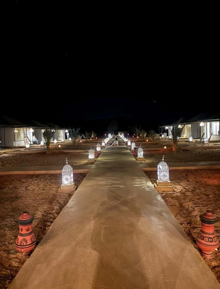 Sunshine Luxury Desert Camp - Merzouga