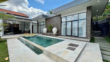 Piscina exterior