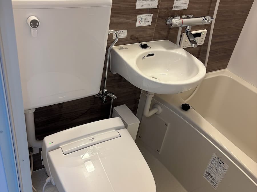 Apartamento família, várias camas, para não fumantes, cozinha | Banheiro | Chuveiro/banheira combinados, banheira de imersão, secador de cabelo