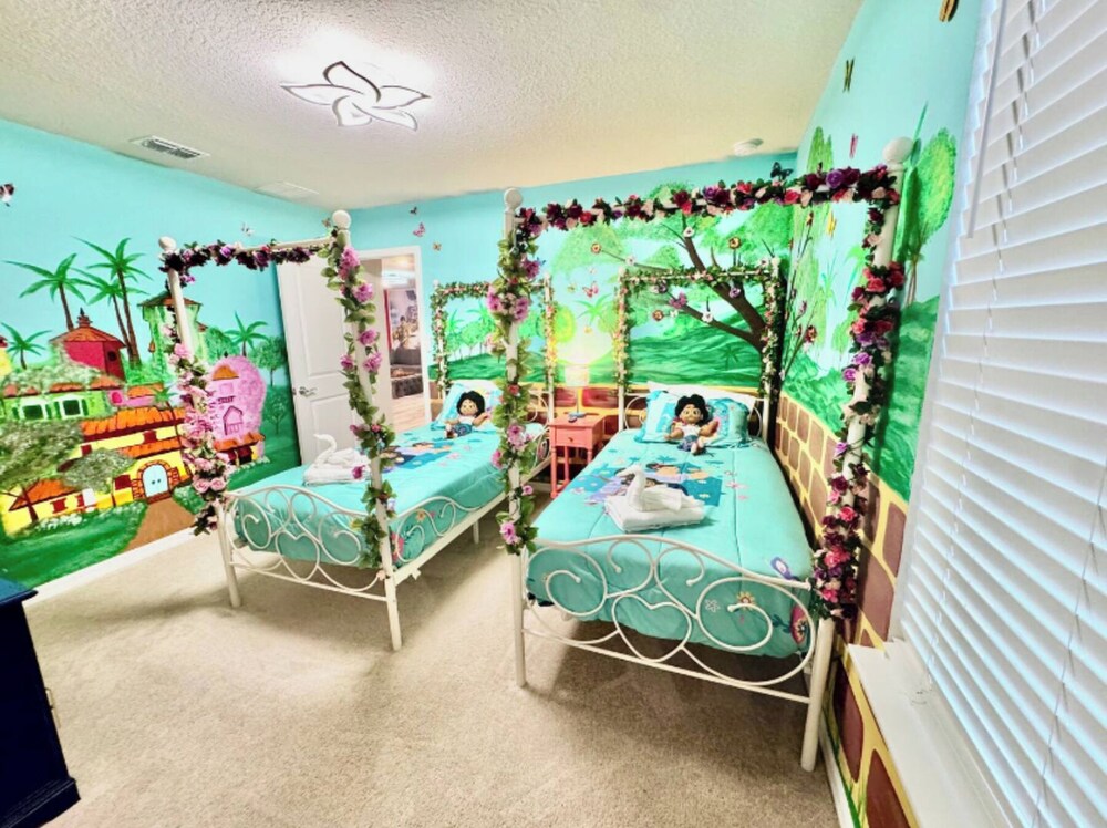 Kingdom Retreat by Disney & more Reviews, Deals & Photos 2026 - Vrbo