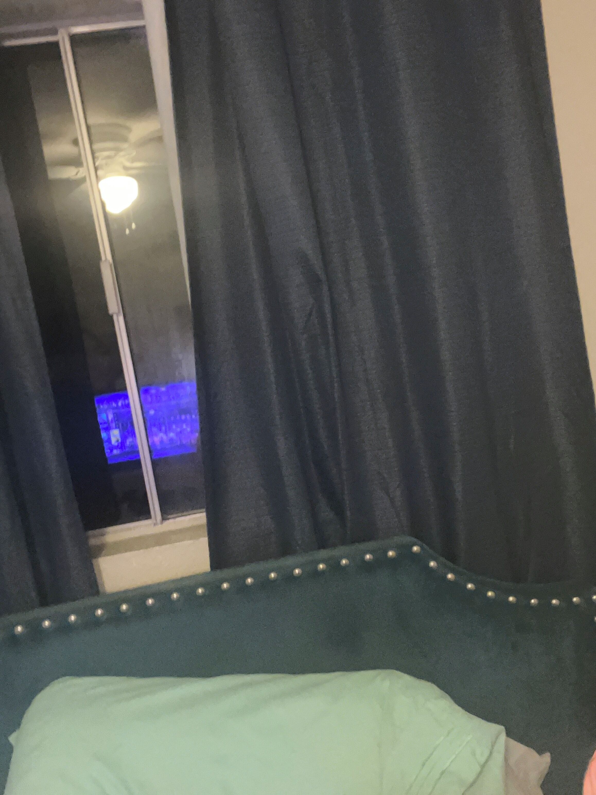 Studio Apartment Across The Street From The Convention Center - Coronado, CA