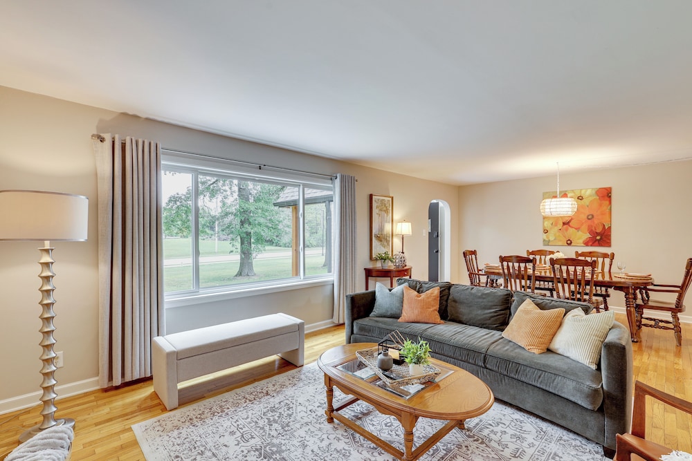 Topeka Farmhouse Hideaway: 5 Mi To Downtown! - Perry State Park, Ozawkie