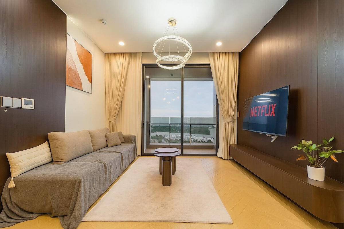 Apartamento Lua de Mel, 2 quartos, varanda, Vista para a cidade | Roupa hipoalergénica, minibar, com decoração personalizada