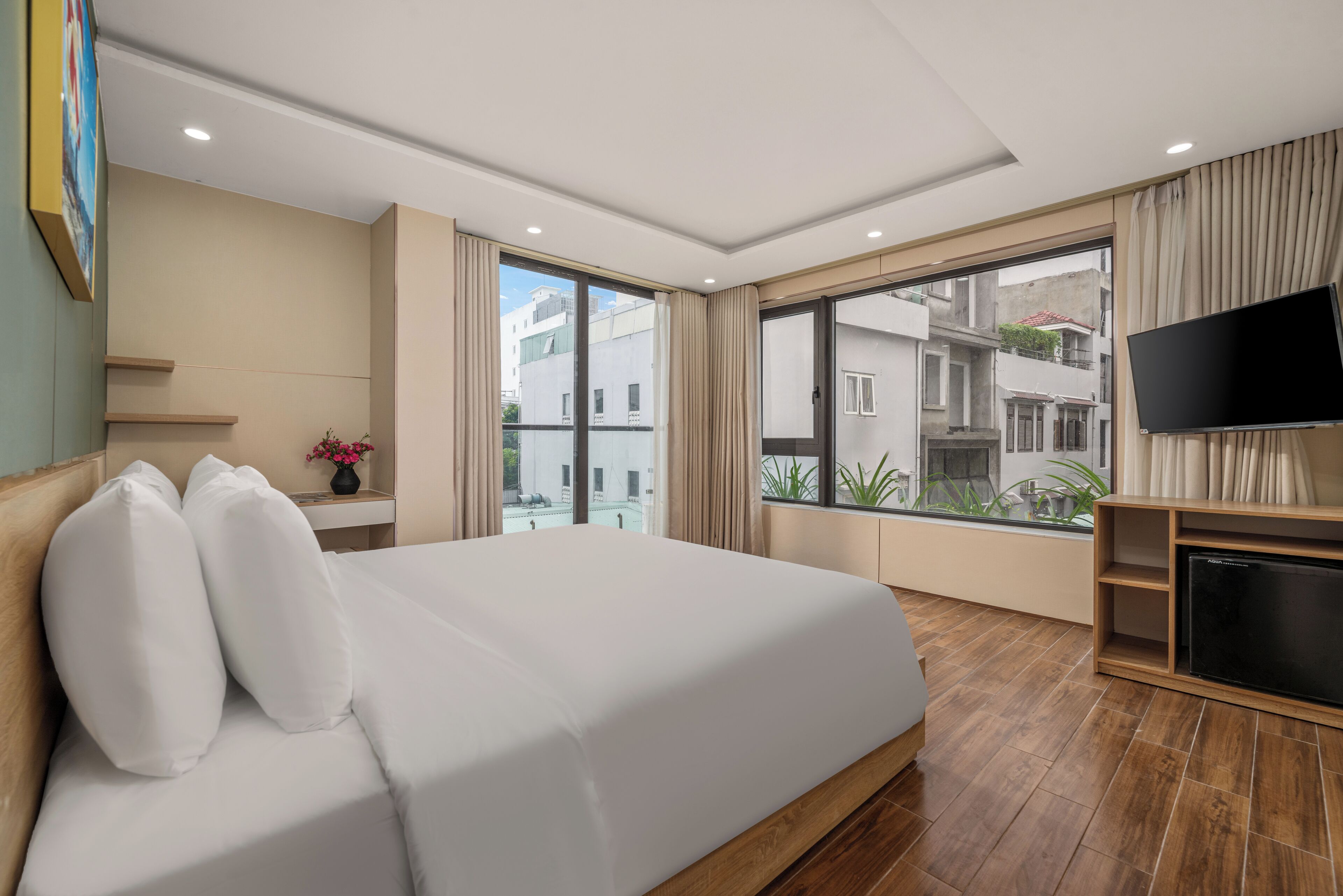 Quarto Duplo Deluxe, 1 cama king-size, banheira, Vista para a cidade | Interior