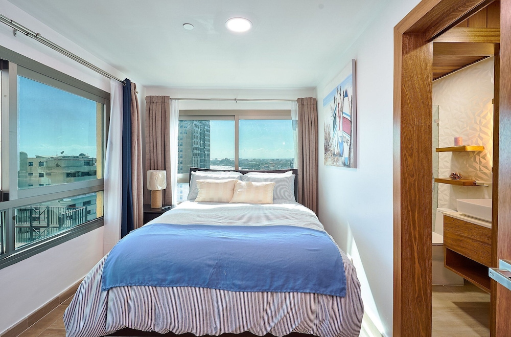 Oceanfront Escape | Malecón Center| Yellowkey - Santo Domingo | Vrbo