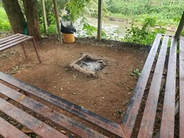 Dormitório Partilhado Familiar, varanda, Vista para a cidade | Terrenos do alojamento