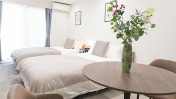 Quarto Familiar, varanda, Vista para a cidade | Cortinas/cortinados opacos, Wi-fi grátis