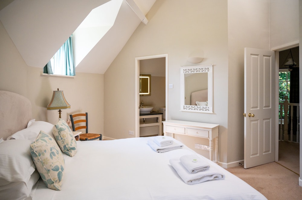 Deer House @ Underley Estate - a cottage that sleeps 4 guests in 2 ...