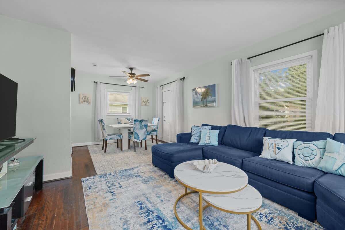 Blue Beam~family Fun!~fast Wi-fi~3min Drv To Beach - Norfolk, VA
