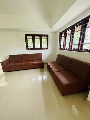 "Shas Villa Your Private Escape in Paradise Reviews, Deals & Photos ...