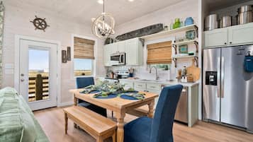 Casa, 3 quartos, piscina privativa, vista para o oceano | Refeições no quarto