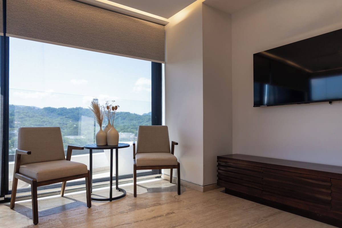 Casa família | Individualmente decorados, individualmente mobiliados, escrivaninha