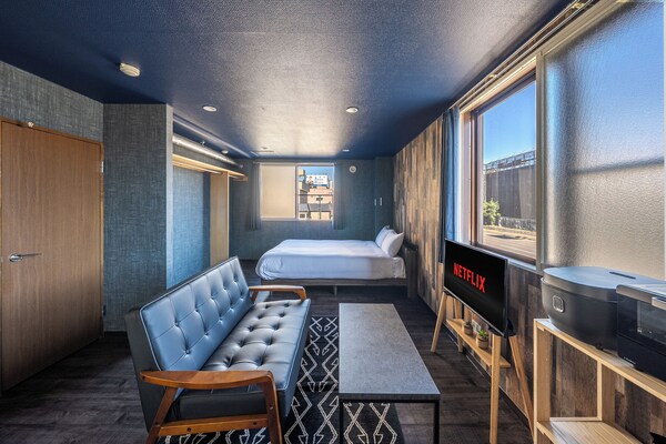 Silk Court 201 - Chitose