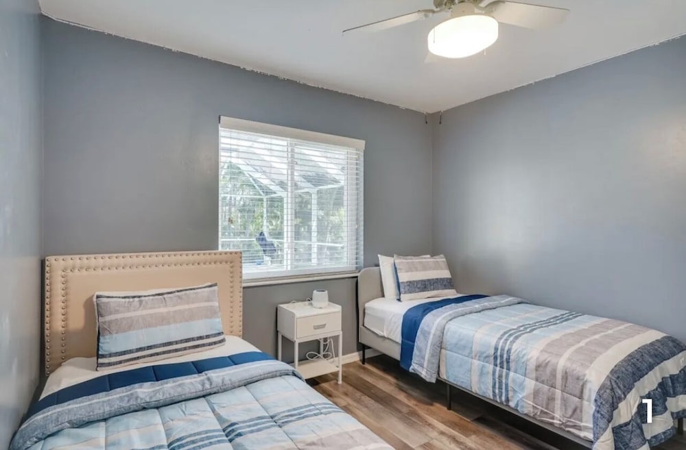 Your Sunny Escape - Private, screen lanai with heated pool. Reviews ...