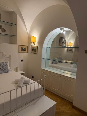 Apartamento Deluxe | Cortinas/cortinados opacos, quartos insonorizados, Wi-fi grátis 