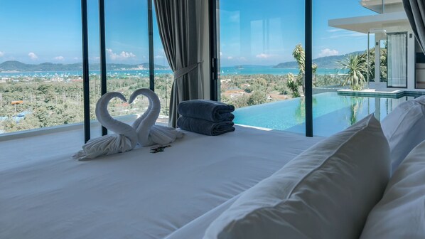 Villa Deluxe | Cofre no quarto, secretária, ferro/tábua de engomar, Wi-fi grátis 