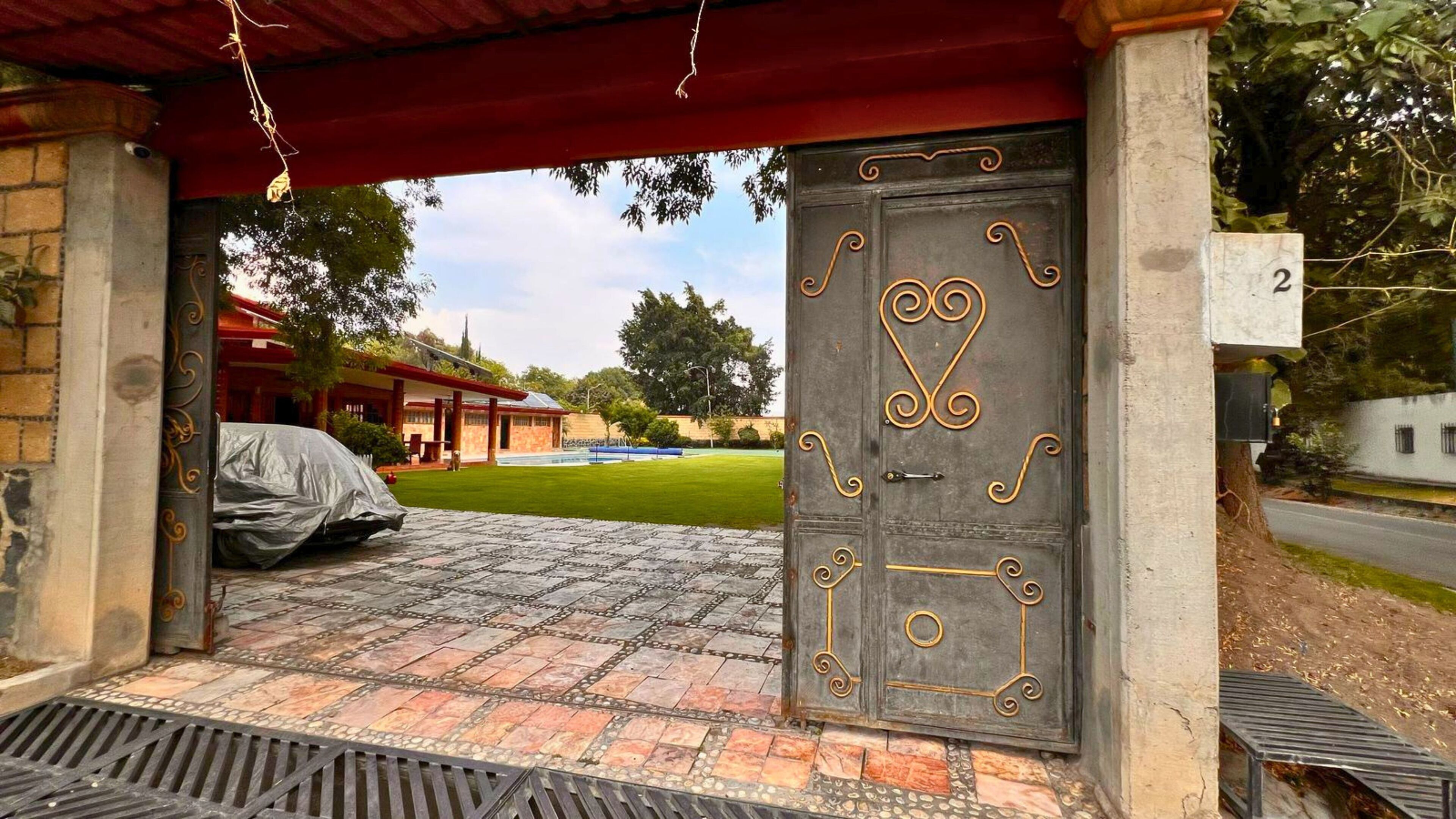 Fachada da propriedade