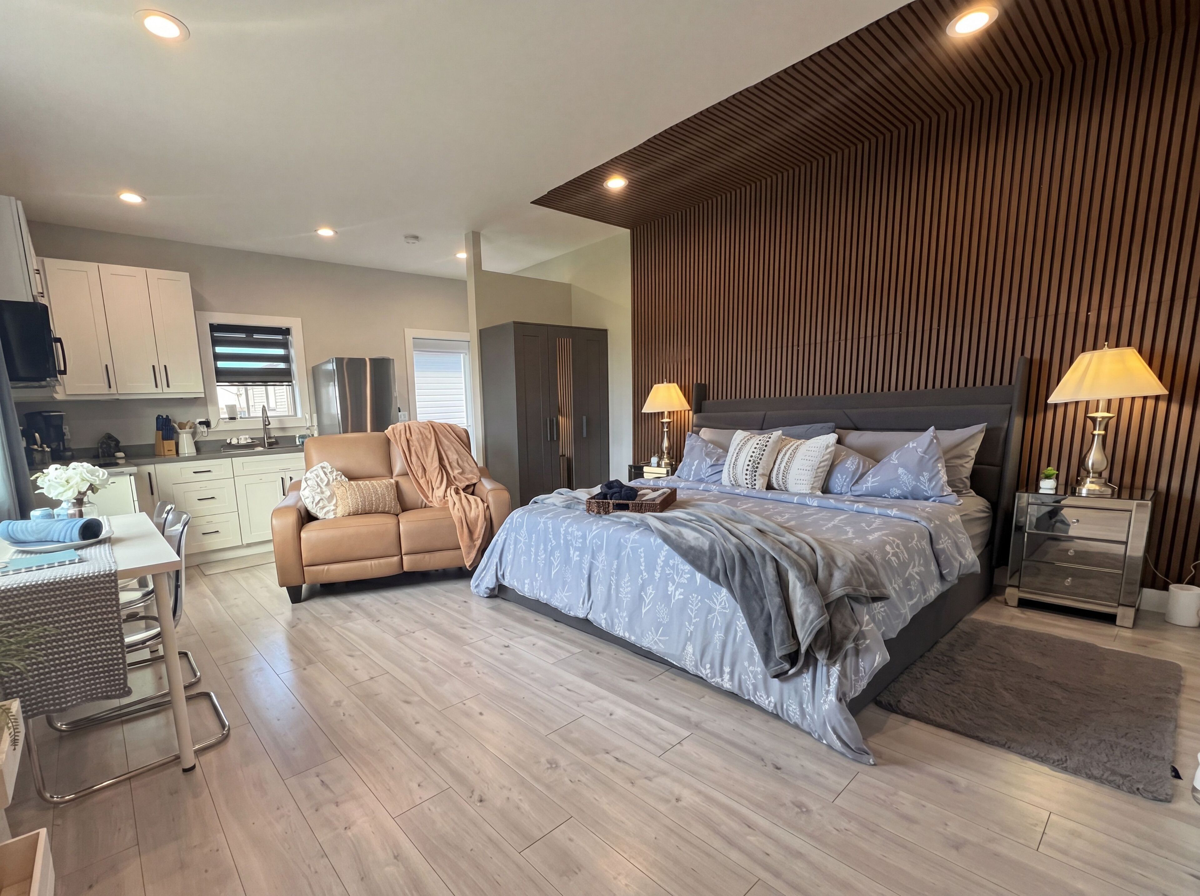 Modern Sandy Point Studio: Golf Views & Beach Walk - Orcas Island, WA