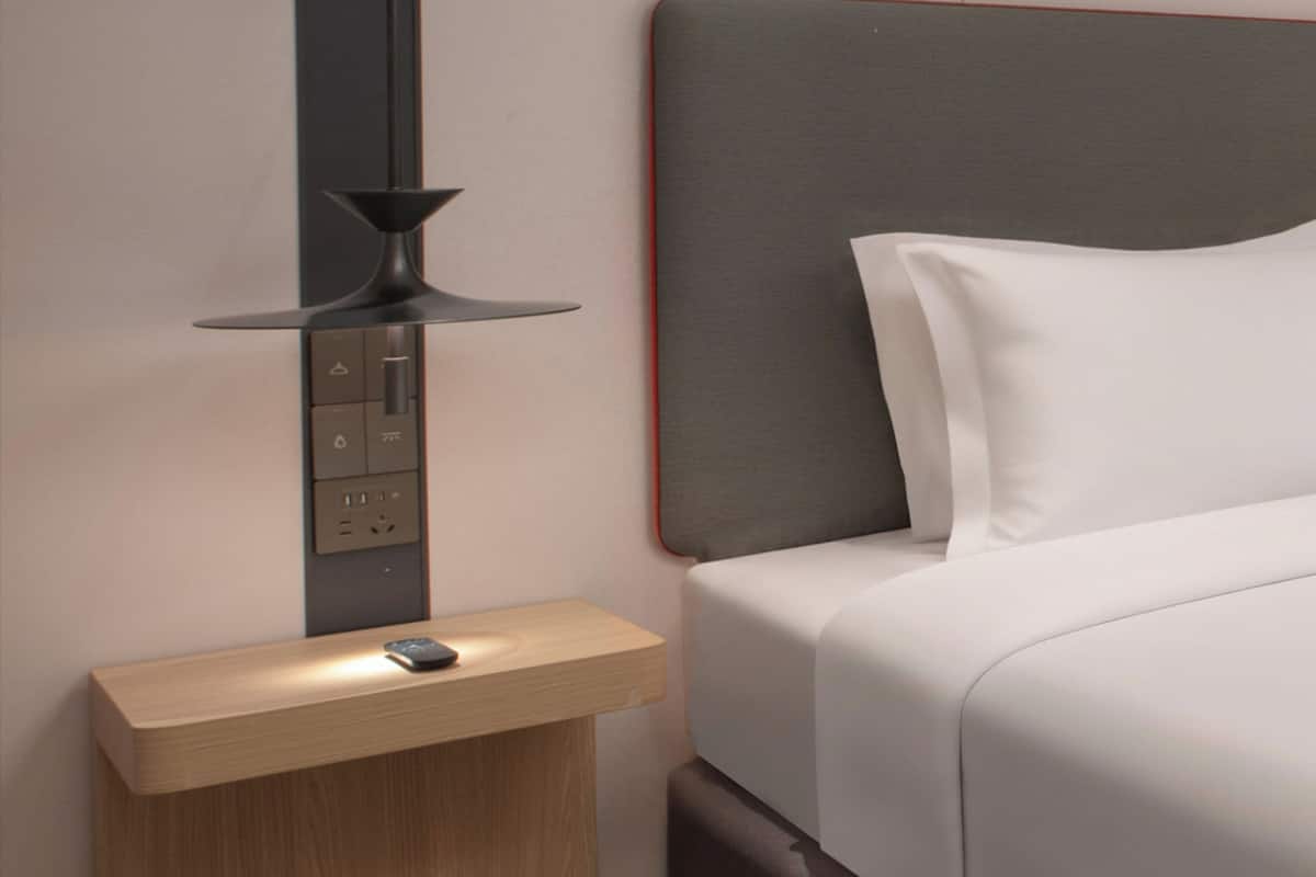 Roupa de alta qualidade, edredões de penas, secretária