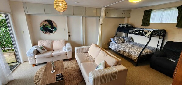 The Perfect Base to explore the Bay of Islands Reviews, Deals & Photos ...