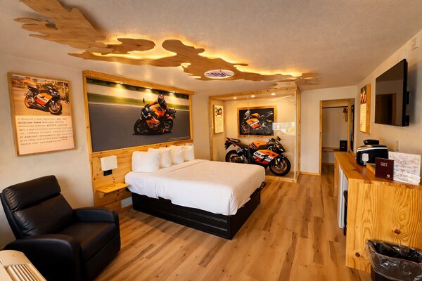 Motorcycle Inn - Sevierville, TN
