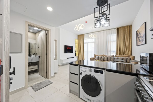 Apartamento Deluxe, varanda, Vista para a cidade | Cozinha privada