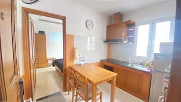 Frigobar, Wi-Fi de cortesia, roupa de cama