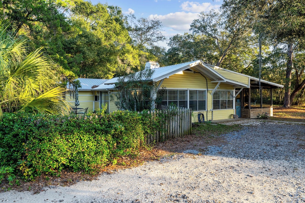 Bell's Bungalow - Alabama