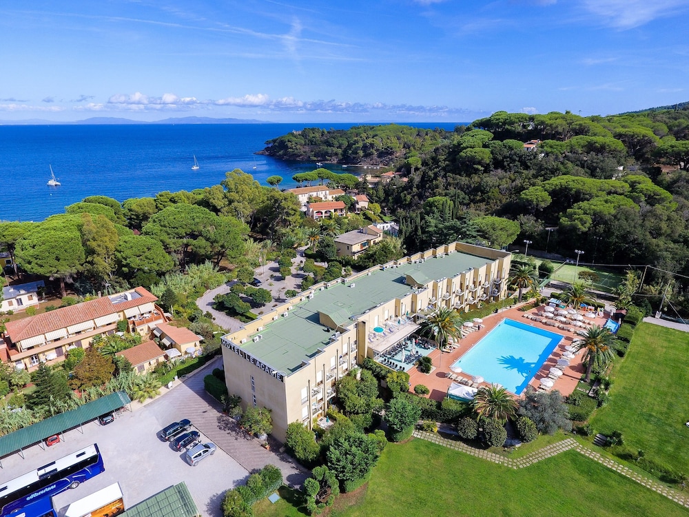 Hotel In Capoliveri With Private Beach - Elba