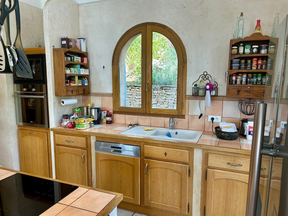 Authentic Provence house with fantastic lake view - ideal for couples ...