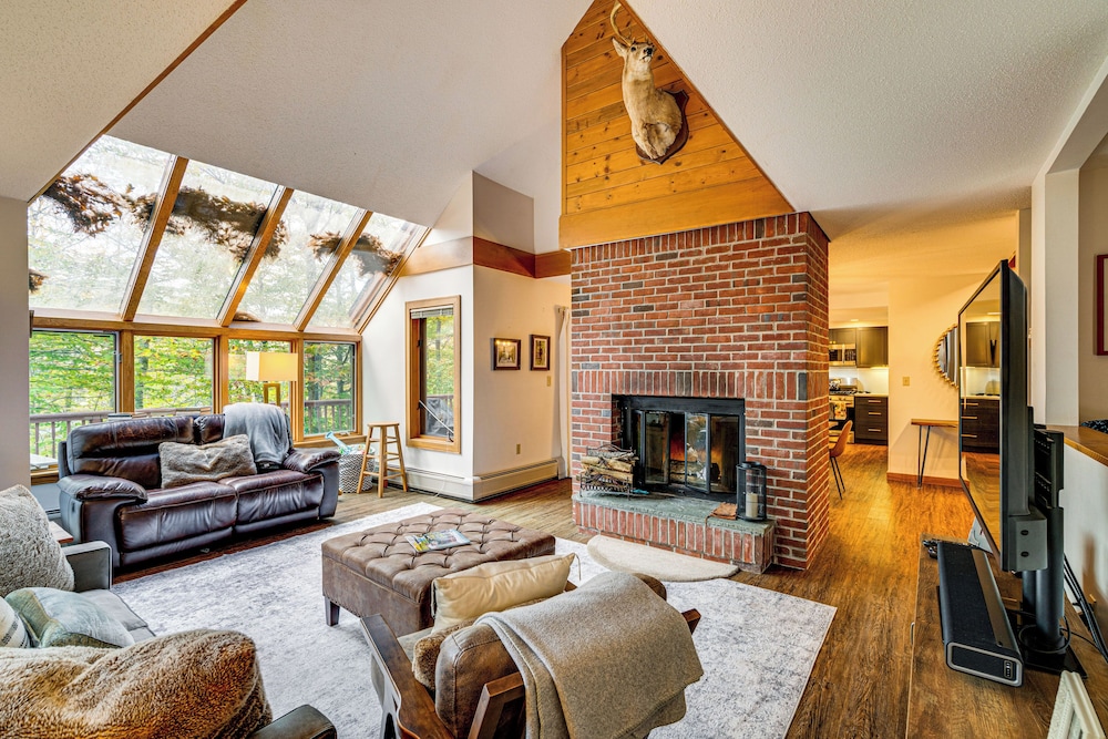 6 Mi To Okemo! Family Townhome In Lakeside Resort - Woodstock, VT