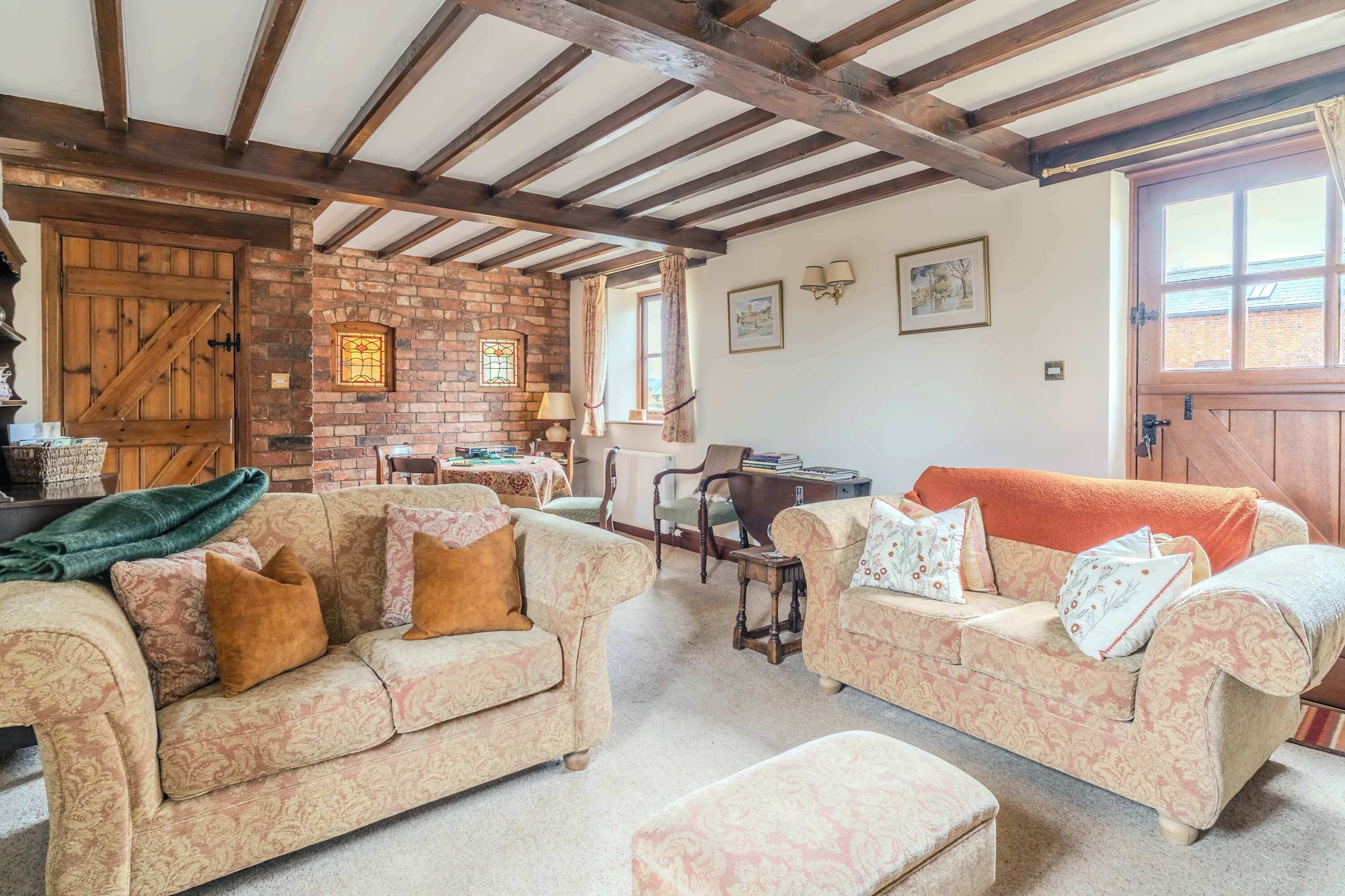 Cotswolds Barn Conversion With Private Garden - Broadway