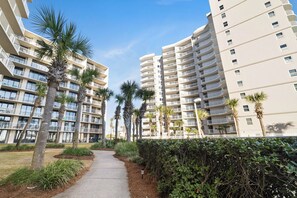 Seaside Beach & Racquet 3405 by Liquid Life Reviews, Deals & Photos ...