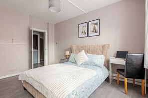 Newly Refurbished 3 Bedroom Flat, Zone 1 Central London Reviews, Deals ...