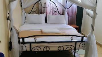 Quarto Individual Standard | Wi-fi grátis, roupa de cama fornecida