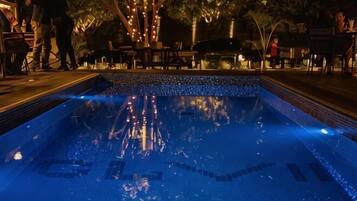 Piscina exterior