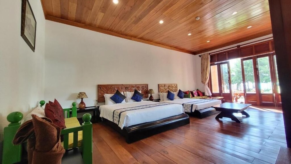 Blue Shell Resort - Mũi Né