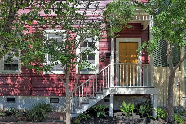 Quiet Historic Corner Home Near Downtown - Fort McAllister State Park, Richmond Hill