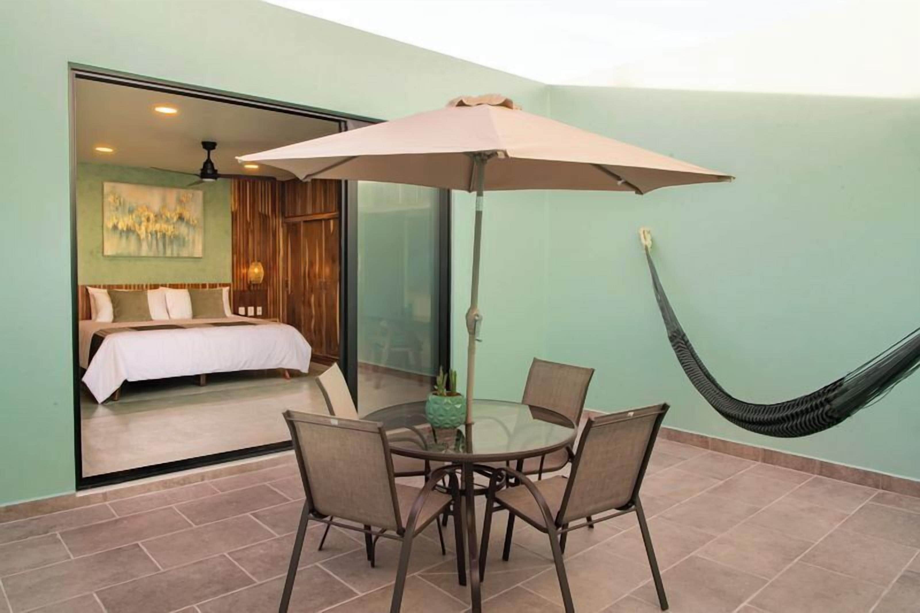 Suite Sénior, 1 cama king-size e sofá-cama, terraço | Minibar, cofre no quarto, secretária 