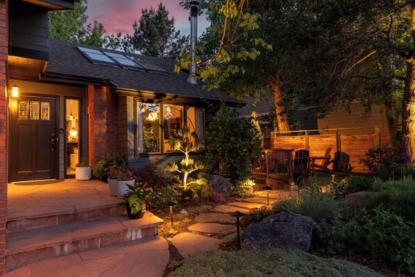 D'vine Gardens - Easy Access to it All Reviews, Deals & Photos 2026 ...