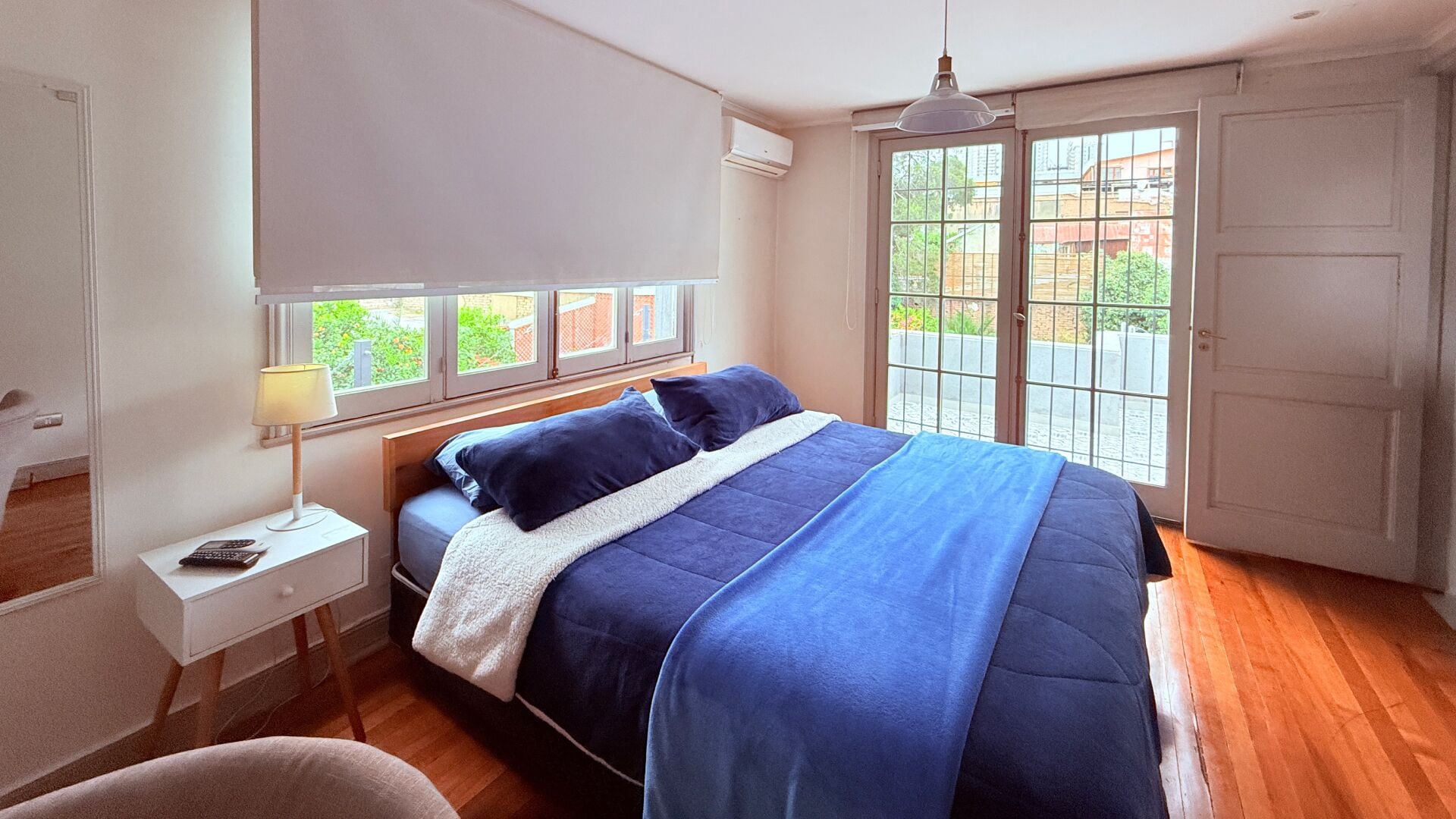 Quarto Duplo Comfort, terraço, vista para o pátio | Ferro/tábua de engomar, Wi-fi grátis 