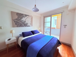 Quarto Duplo Comfort, não fumadores, varanda | Ferro/tábua de engomar, Wi-fi grátis 