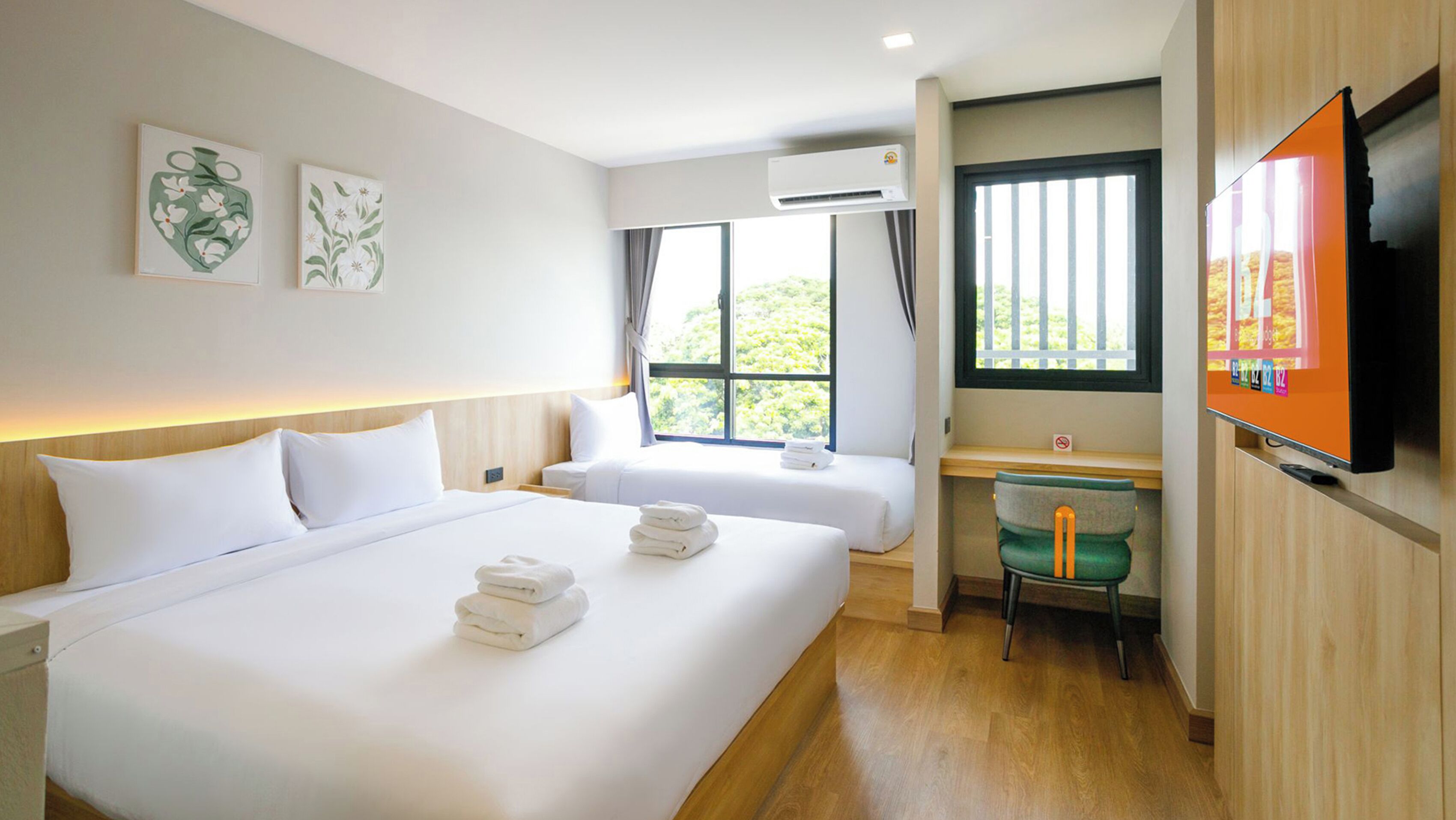 Cofres nos quartos, cortinas blackout, Wi-Fi de cortesia, roupa de cama