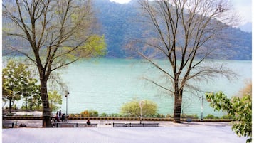 Vista para o lago